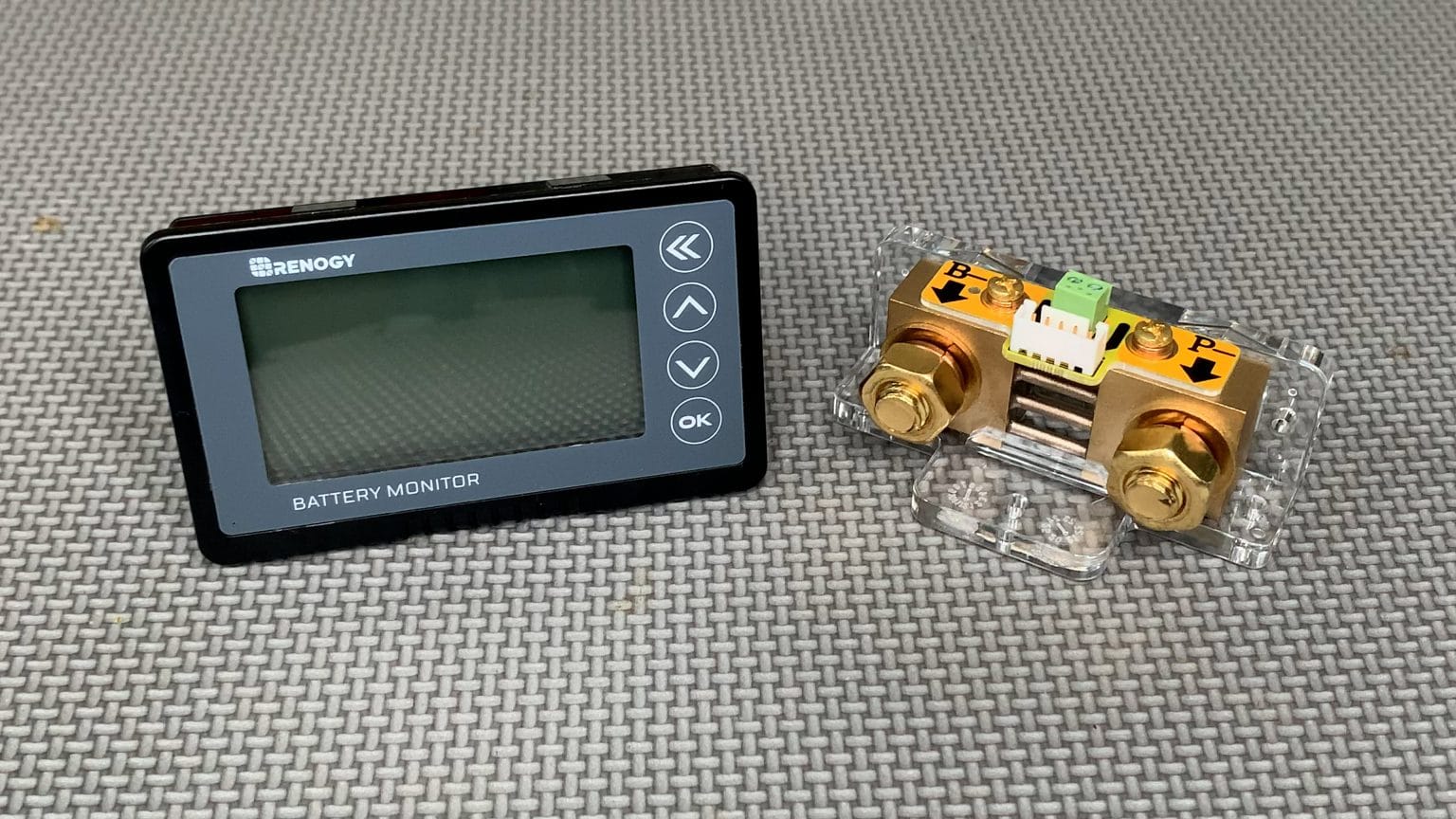 4 Best Battery Monitors for RV & Solar Batteries - Footprint Hero